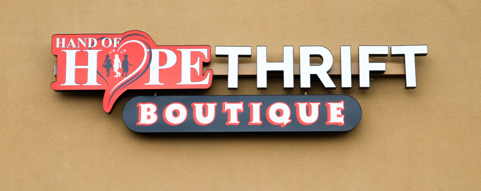 New thrift store benefits Flint community – The Courier News