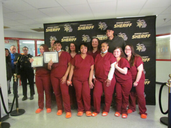 NBA Athlete Kyle Kuzma surprises female inmates at Genesee County Jail ...