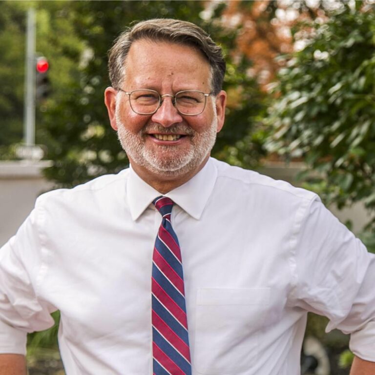 Senate unanimously passes Senator Peters’ bipartisan bill to advance U ...