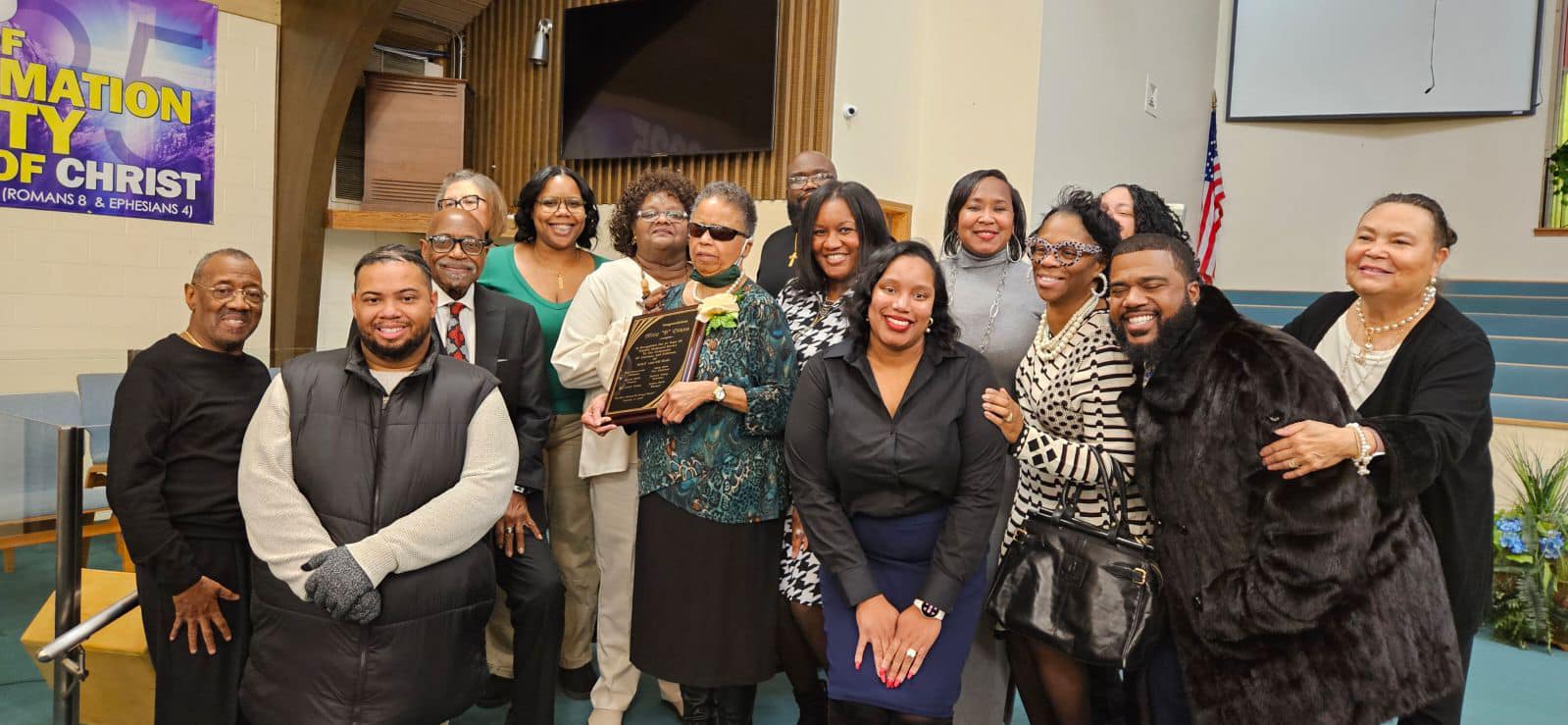 After 37 years, Alice D retires from WFLT 1420 radio as a ‘living ...